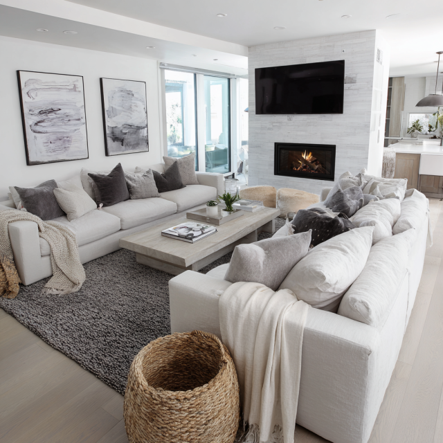24 Sectional Sofa Layouts That Designers Use to Maximize Space and Style